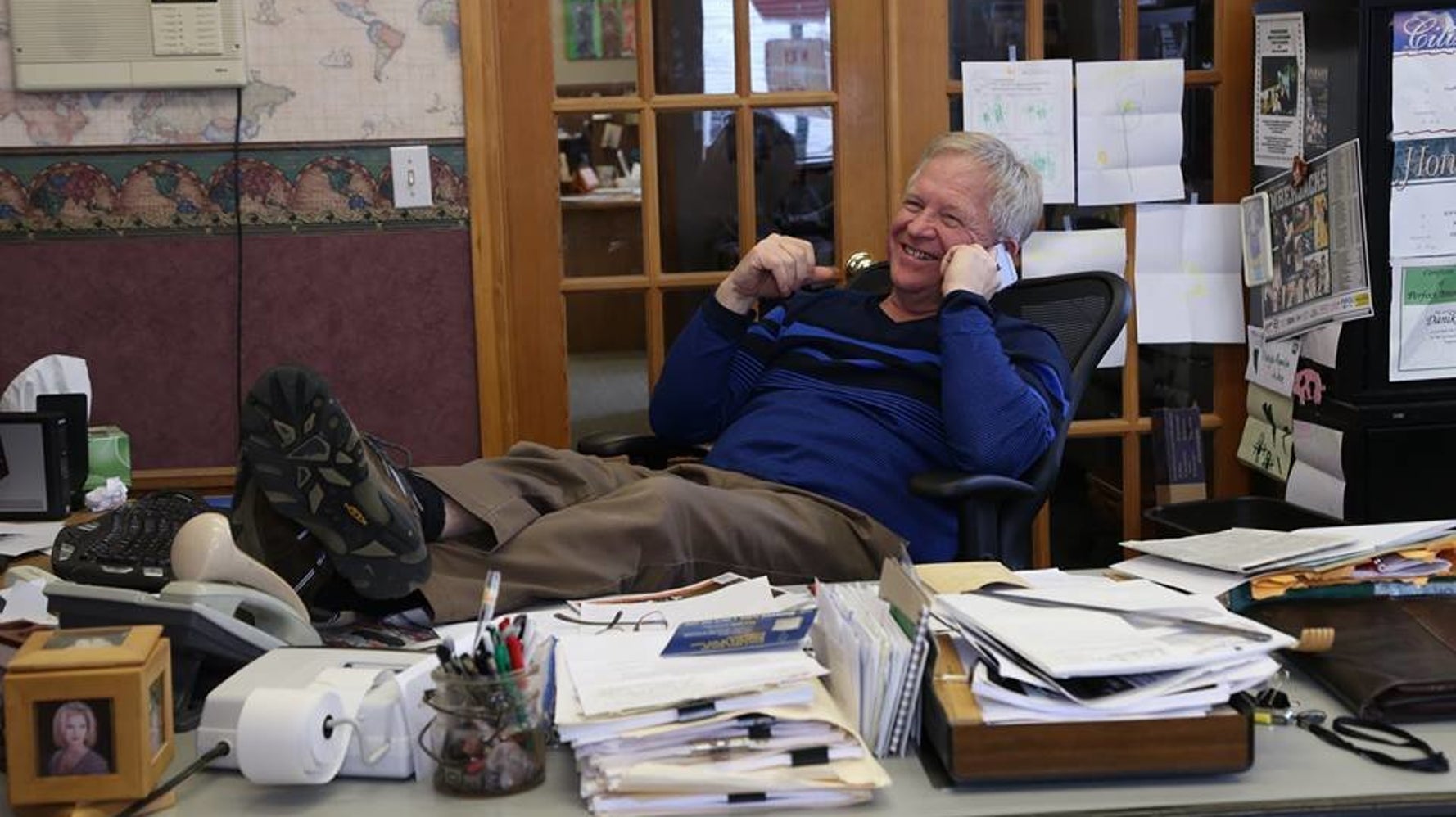 Small Town Paper Has Opening For 'Reporter Who Reads' | HuffPost Latest ...