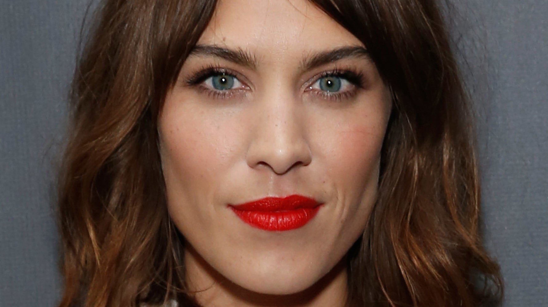 Alexa Chung's Best Beauty Looks Of All Time | HuffPost Life