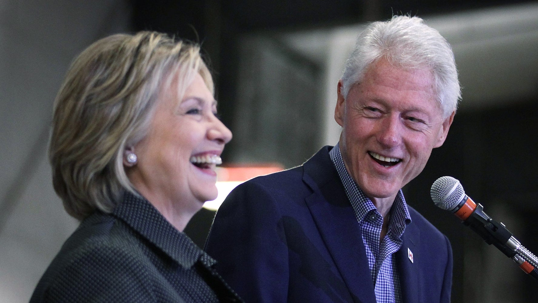Clinton Campaign Hopeful For A 'Comeback Kid' Boost From Bill ...