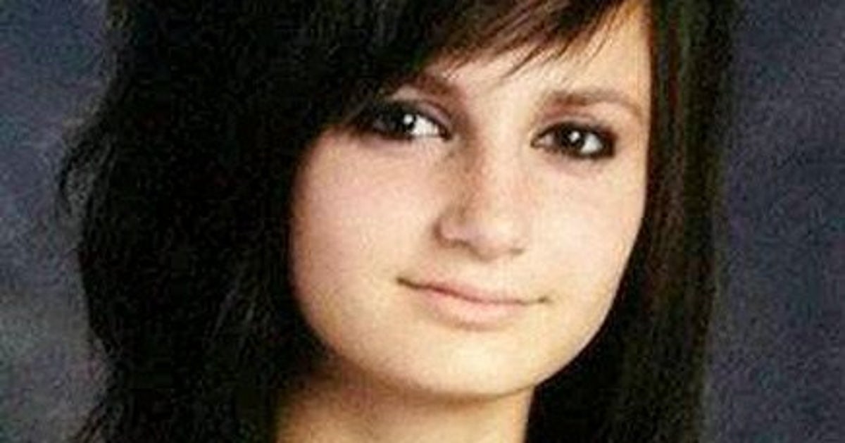 Cassandra Lomas, 16, Vanished After Mom's Untimely Death | HuffPost ...