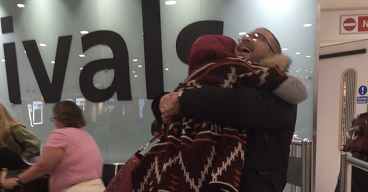 This Syrian Couple's New Year's Reunion Is Even More Beautiful Than It ...