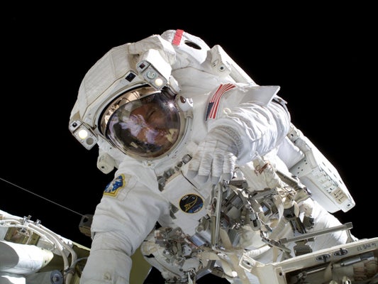 First Untethered Spacewalk