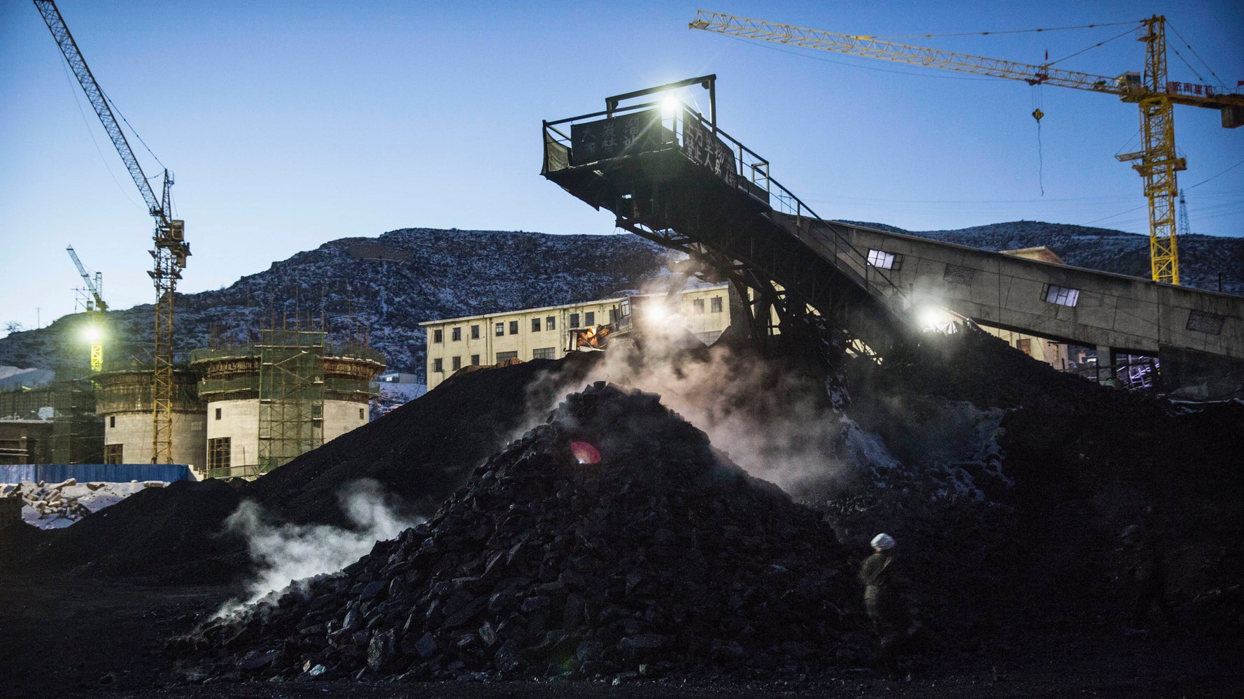 What You Need To Know About The Crisis That’s Burying Coal For Good ...