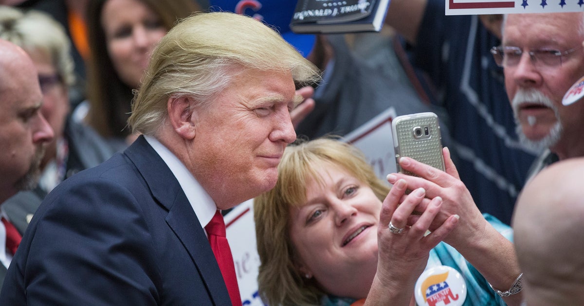 Donald Trump's Twitter Poll Awkwardly Backfires | HuffPost Latest News