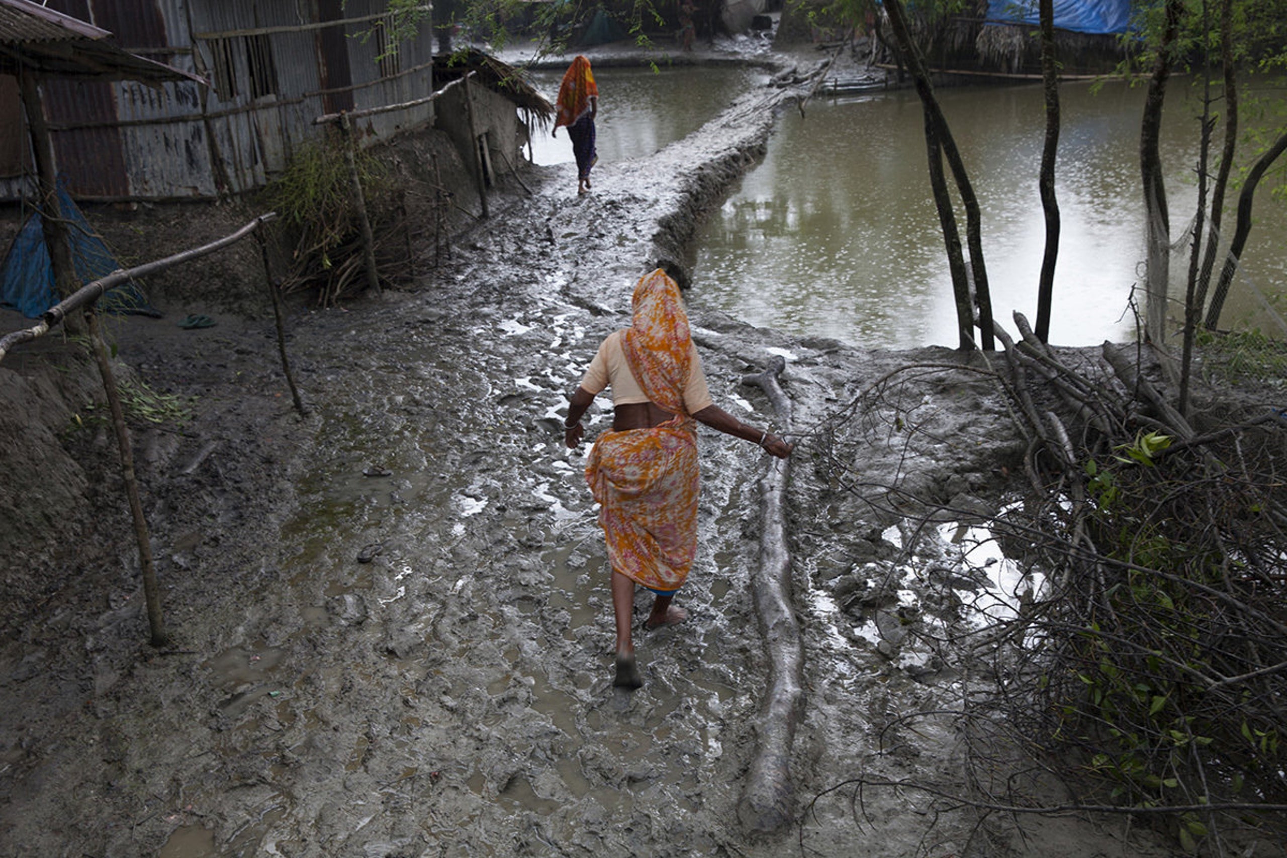 Haunting Photos Show Effects Of Climate Change In Bangladesh | HuffPost ...