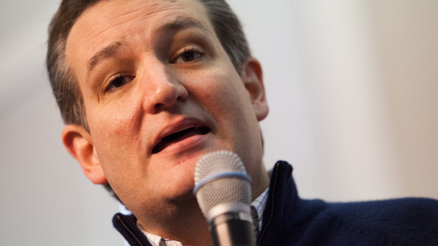 Ted Cruz Distorts Marco Rubio’s Immigration Stance | HuffPost Latest News