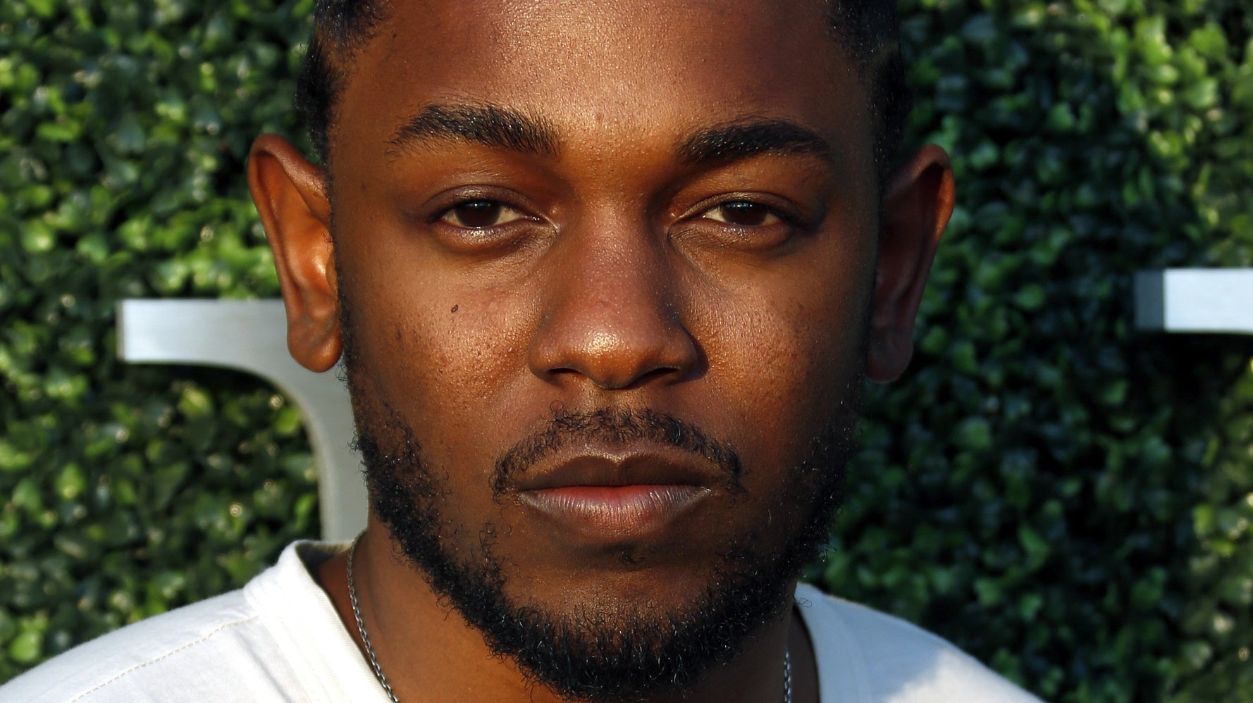 Kendrick Lamar's 2016 Grammys Performance Is The Only One Worth ...