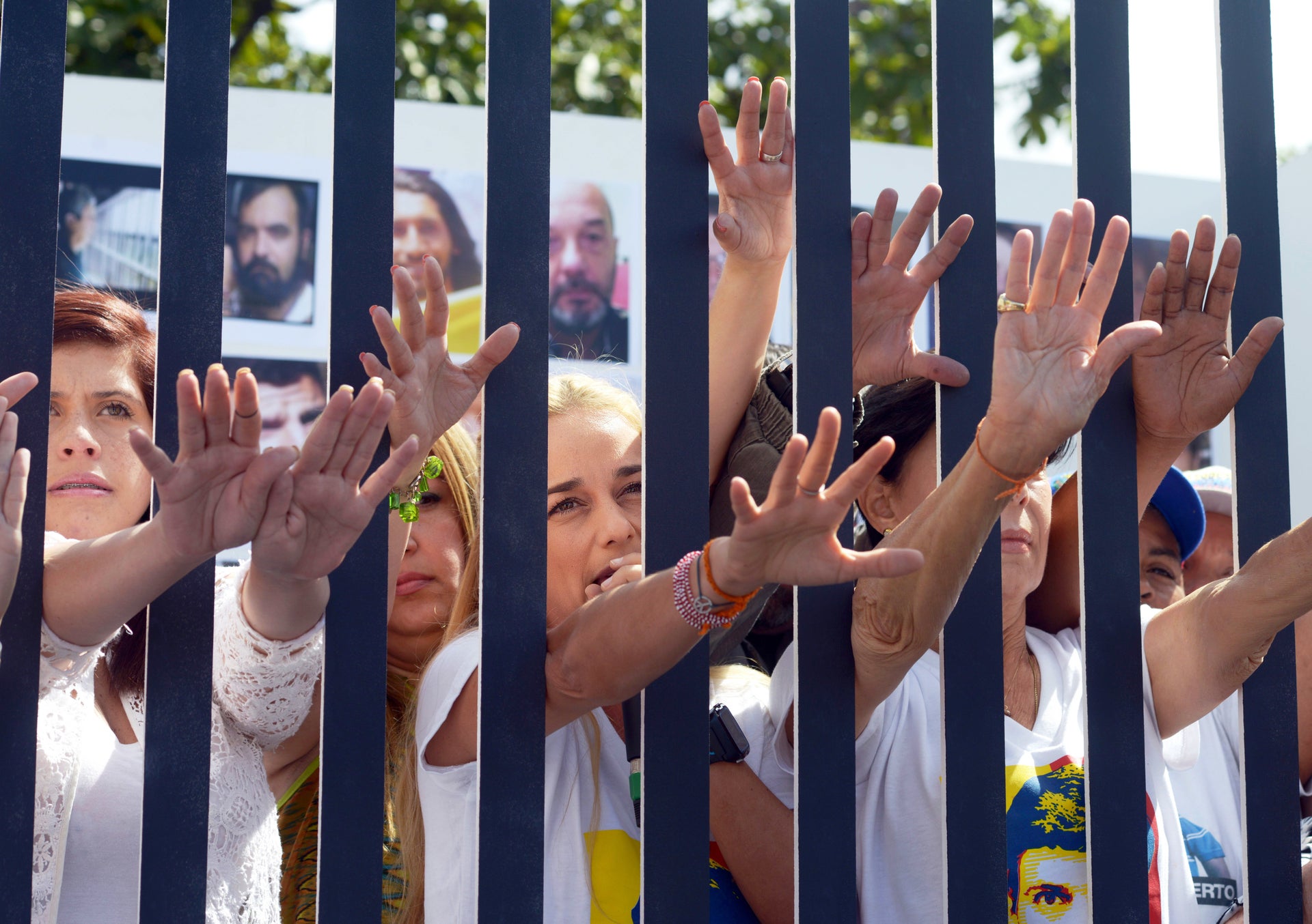 60 Stunning Photos Of Women Protesting Around The World | HuffPost Women
