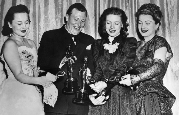 These Vintage Photos Of The Academy Awards Are Pure Old Hollywood ...