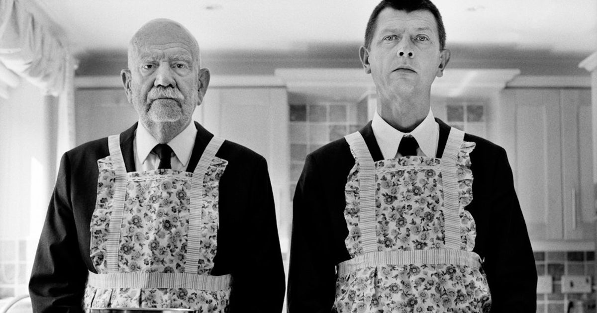 A Photographer And His Husband Challenge Wedding Photo Stereotypes ...