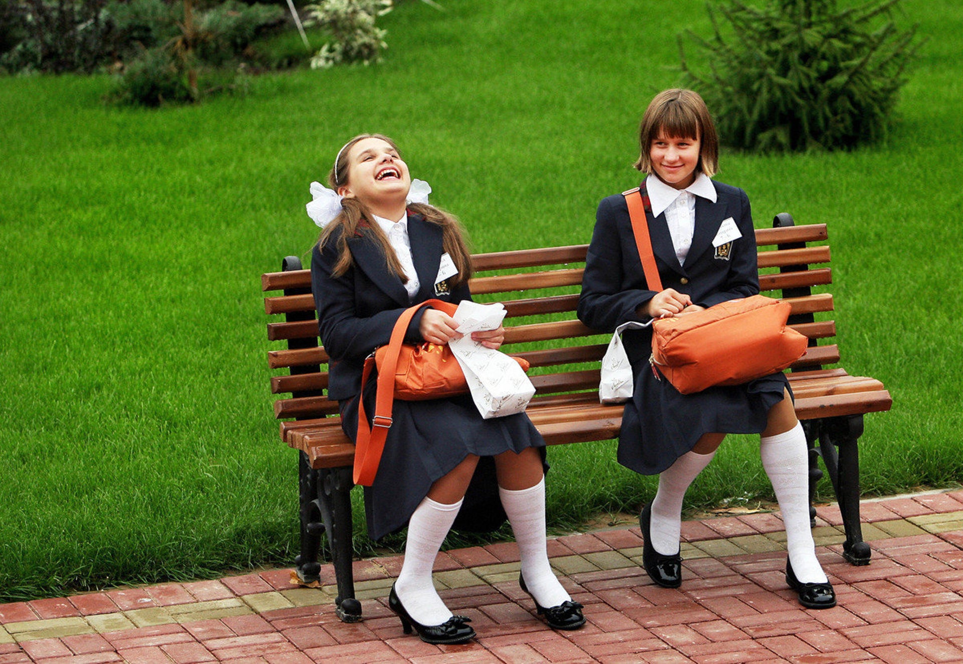 50 Captivating Photos Of Girls Going To School Around The World ...
