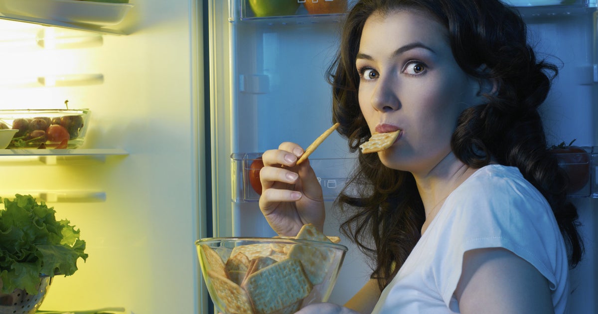 Eating These Snacks Before Bed Will Actually Help You Sleep Better ...