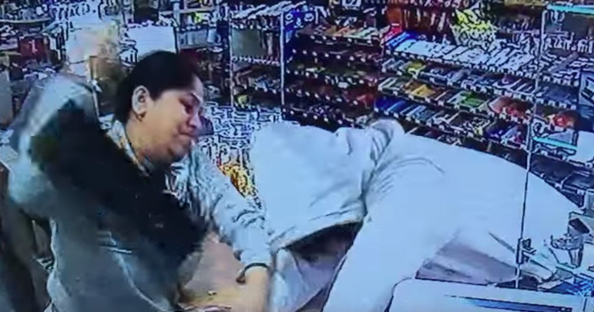 Watch Badass Cashier Fight Off Armed Robber With Her Bare Hands ...