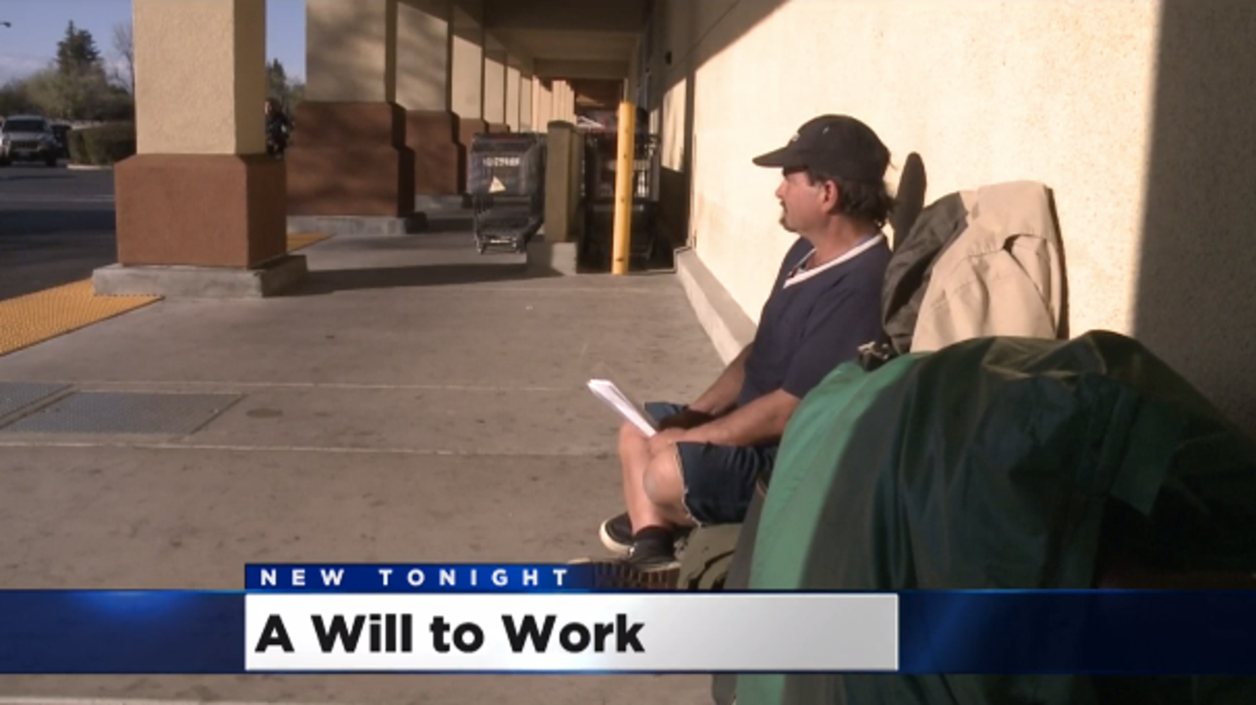 Determined Homeless Man Who Handed Out Resumes Finally Gets Job ...