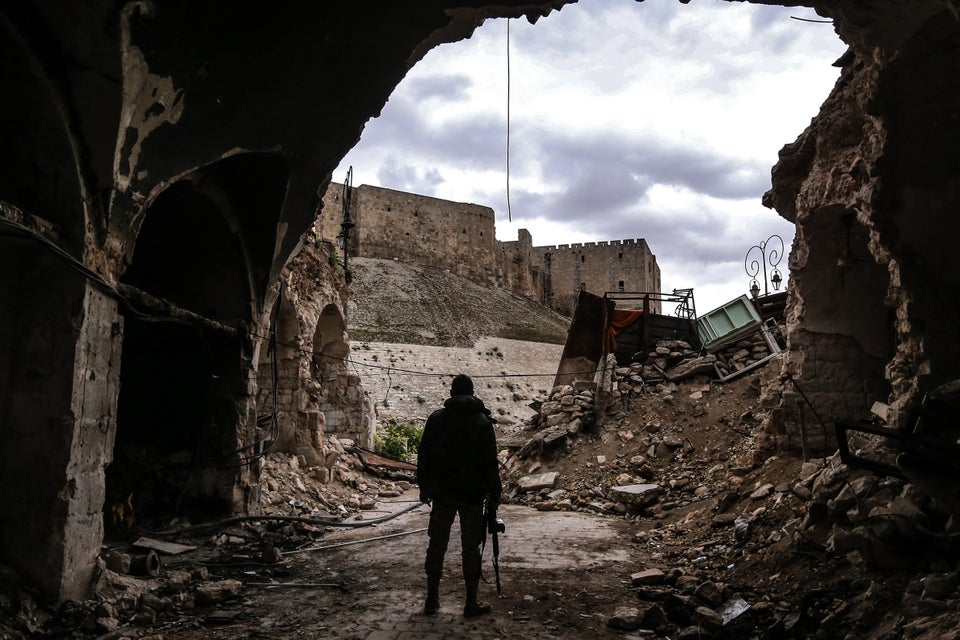 Syria Civil War: Haunting Lonely Planet And Rough Guide Reviews Show ...