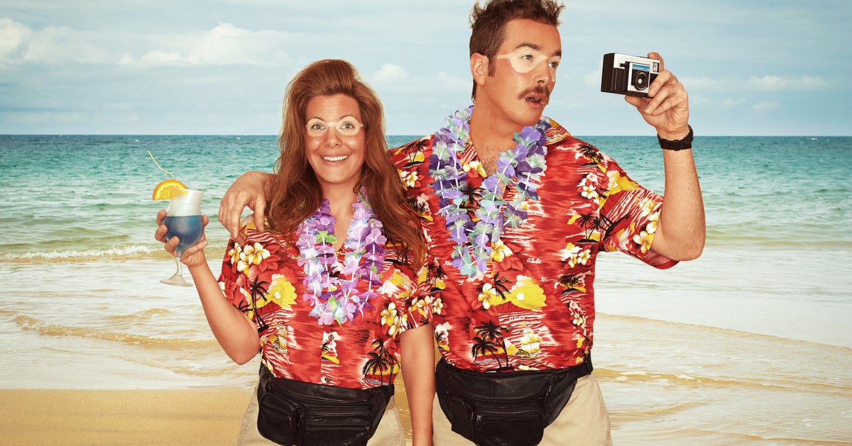 8 Incredibly Awkward Tourist Faux Pas Guaranteed To Anger The Locals ...