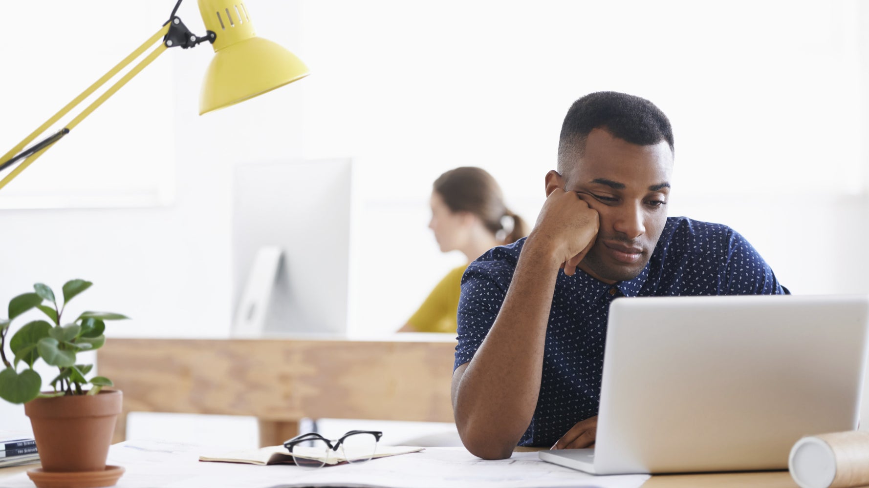 This Magical Device Could Fix Your Bad Posture For Good | HuffPost Life