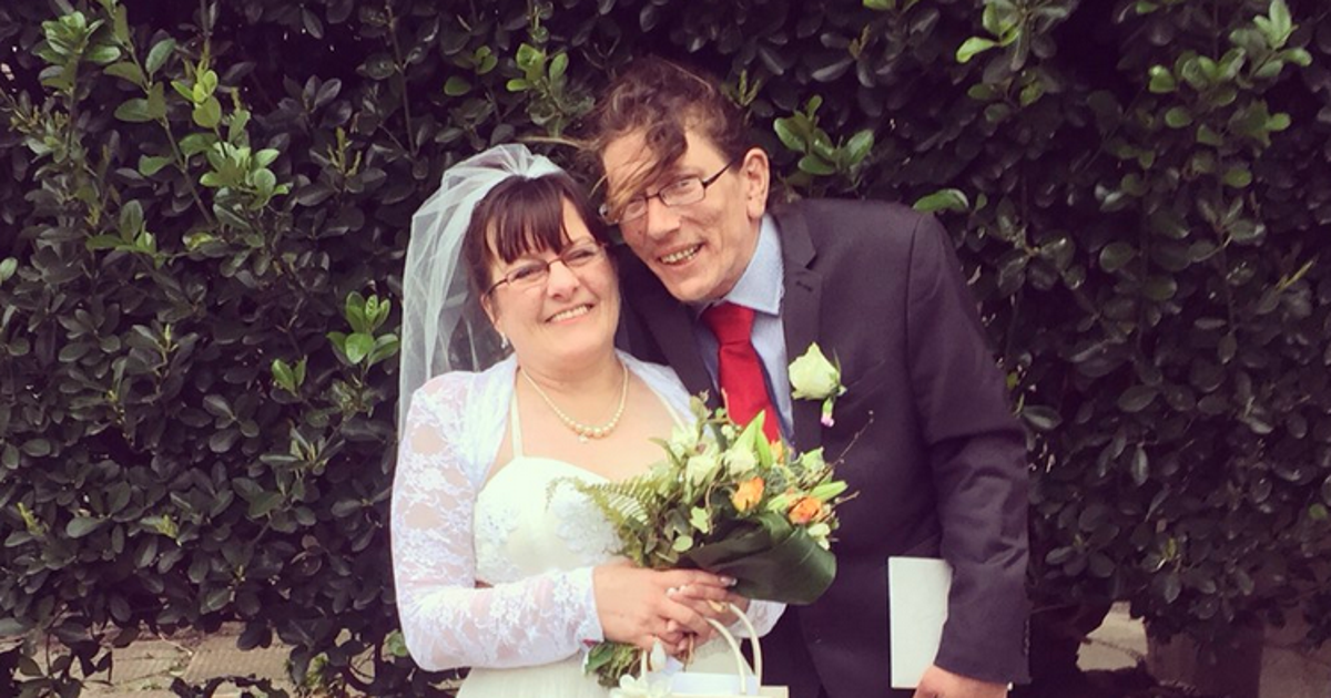 Former Big Issue Seller Marries Woman He Selflessly Helped In Time Of ...