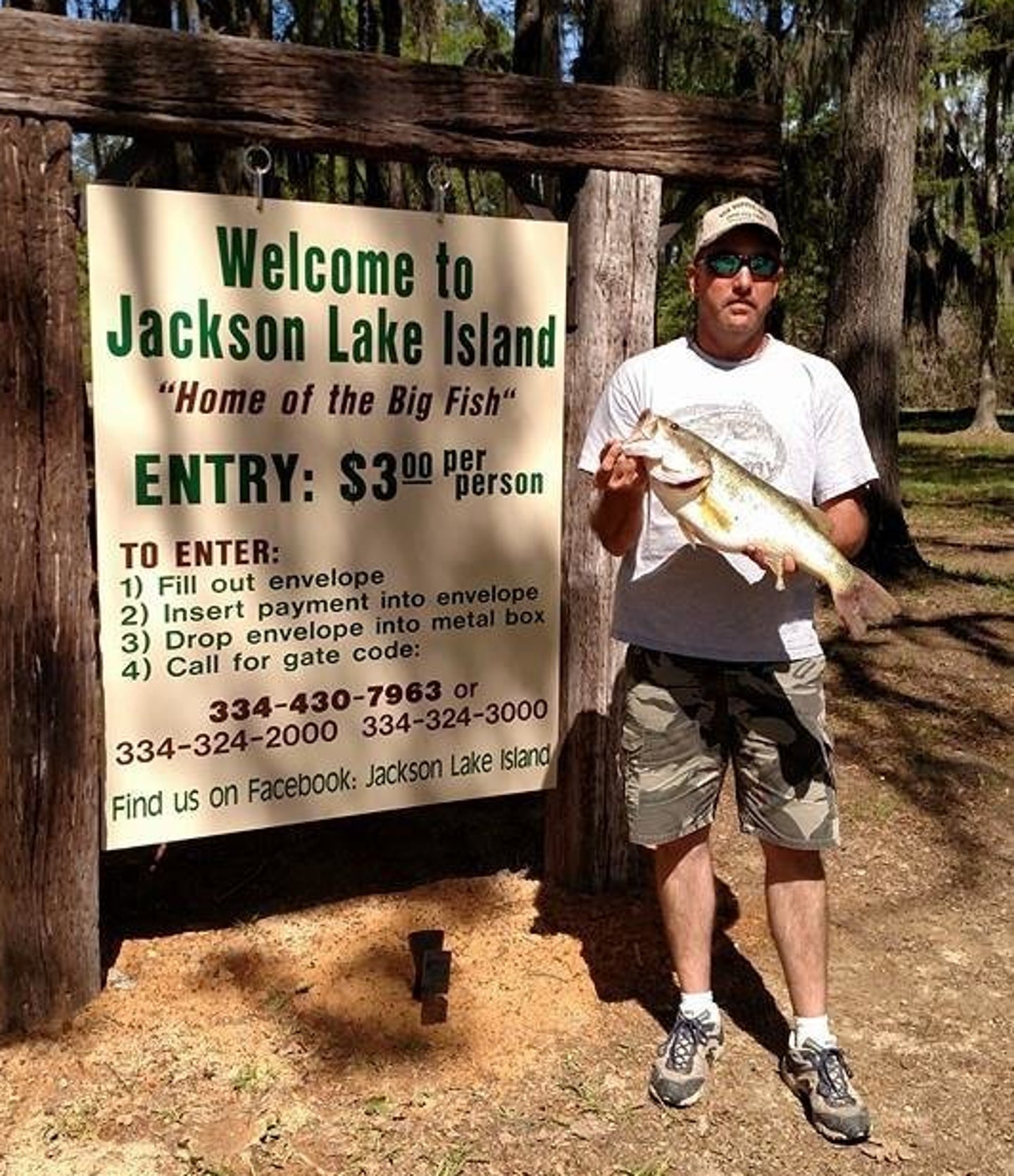 Jackson Lake Island Is The Creepy Abandoned Movie Set Of Your Dreams ...