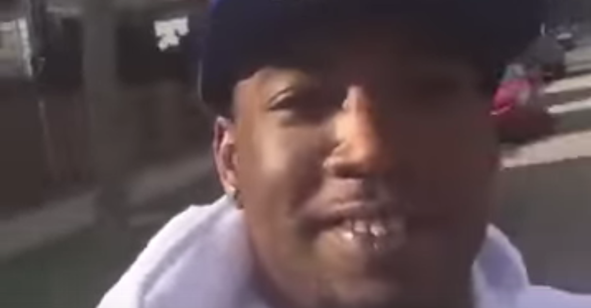 Facebook Live Stream Captures Chicago Man's Shooting | HuffPost UK News