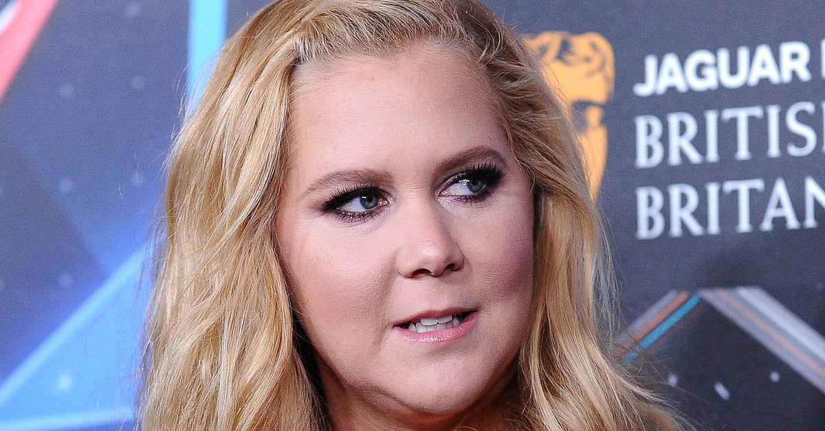 Amy Schumer Featured In Glamour's Plus-Size Issue, And She's Not Happy ...