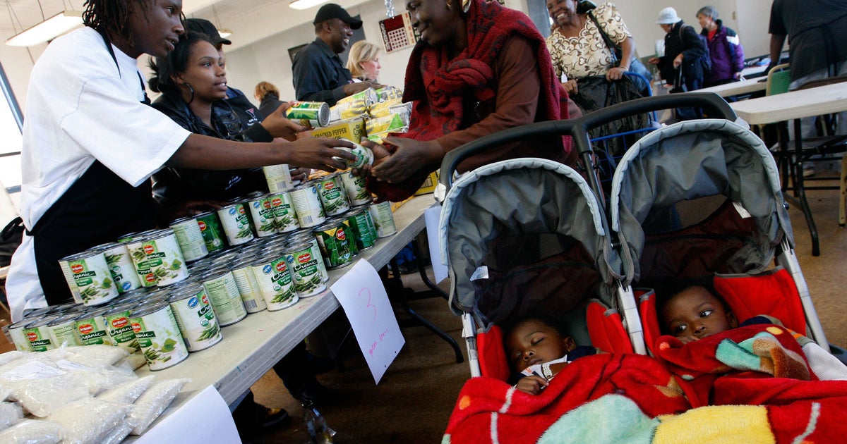 This App Connects Surplus Food To People In Need | HuffPost Impact