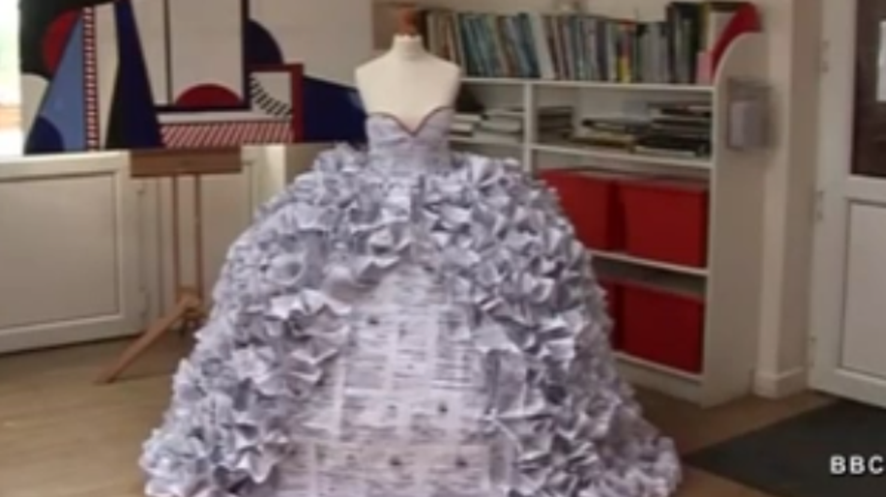 Student Constructs Wedding Dress Out Of Divorce Papers | HuffPost Life