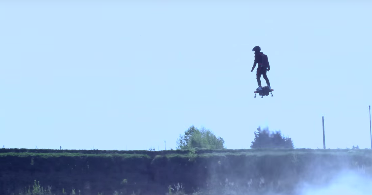 The Flyboard Is A Hoverboard That Just Works, And It's Glorious ...