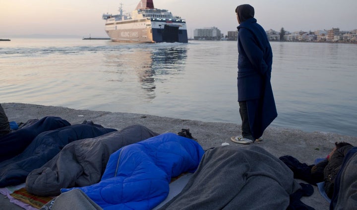 Thousands Of Syrian Refugees Struggle To Survive In Turkish Port City ...
