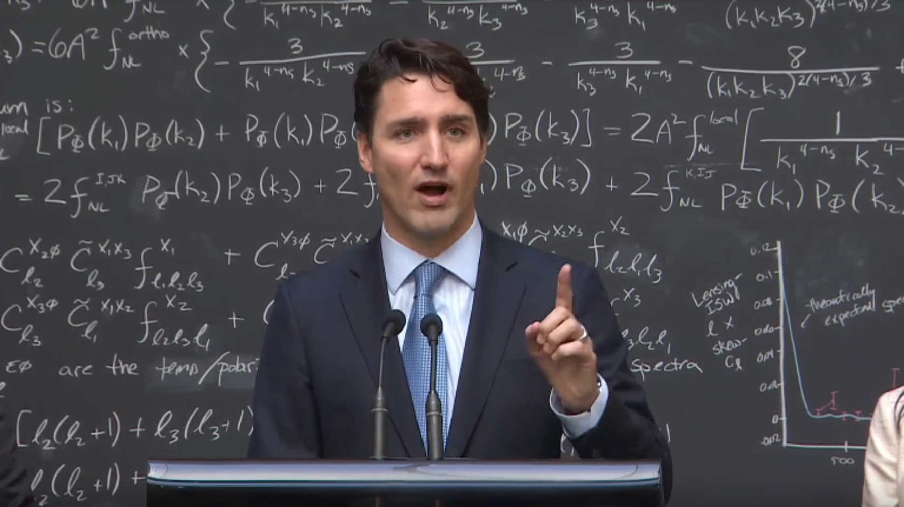 Justin Trudeau Gives Snarky Reporter A Lesson In Quantum Computing ...