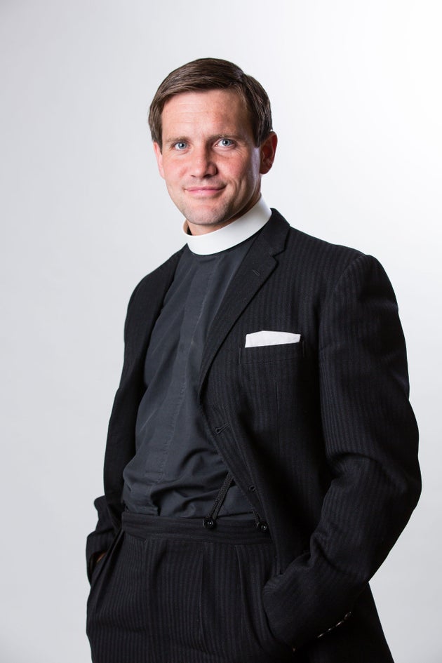 ‘Call The Midwife’ Stars Helen George And Jack Ashton ‘Fall For Each ...