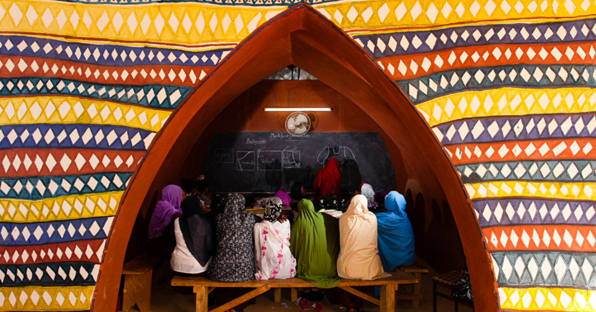 40 Stunning Earthen Architecture Projects Honored Around The World ...