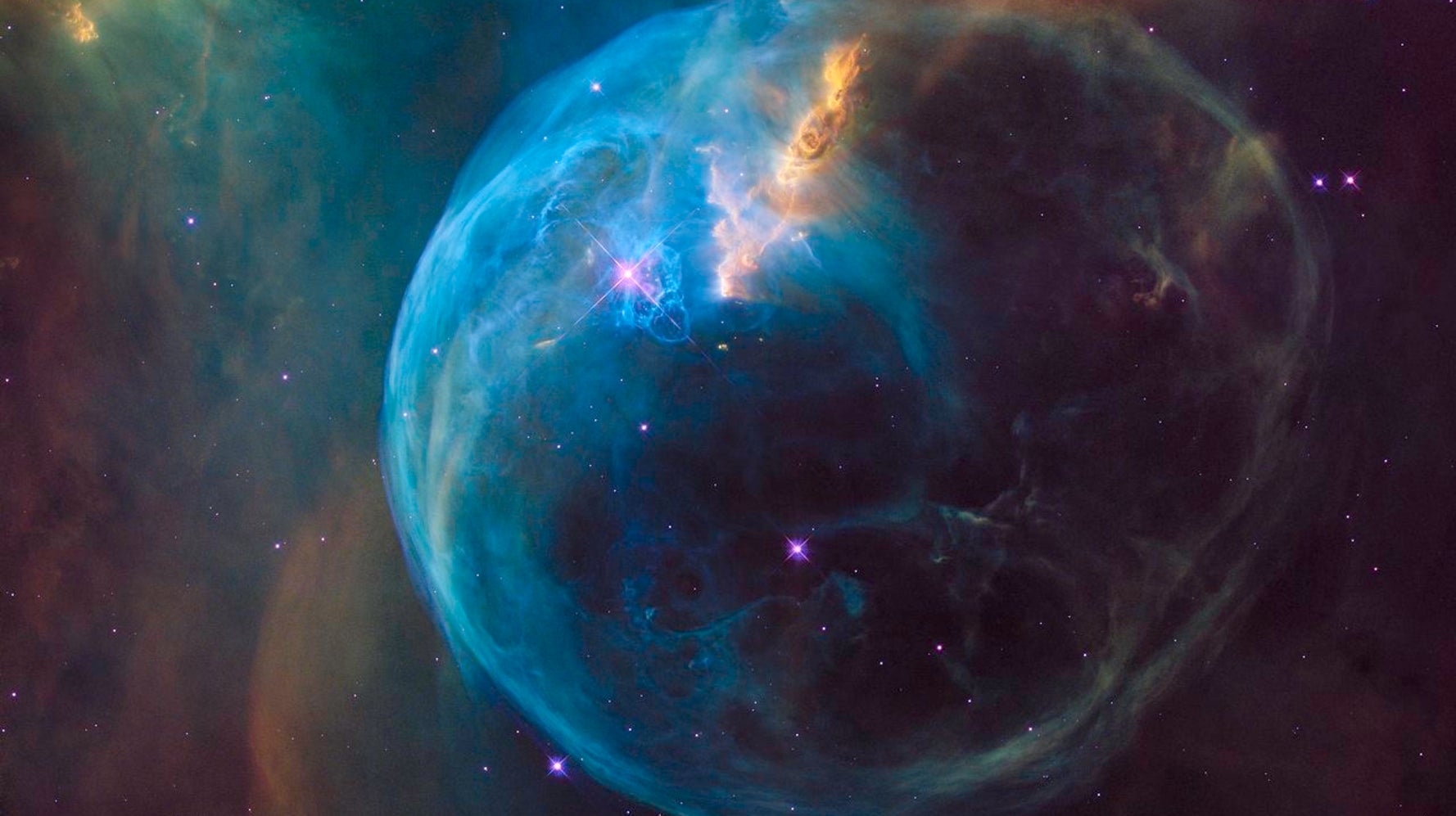 Hubble Captures Breathtaking Portrait Of Blue Bubble In Space ...