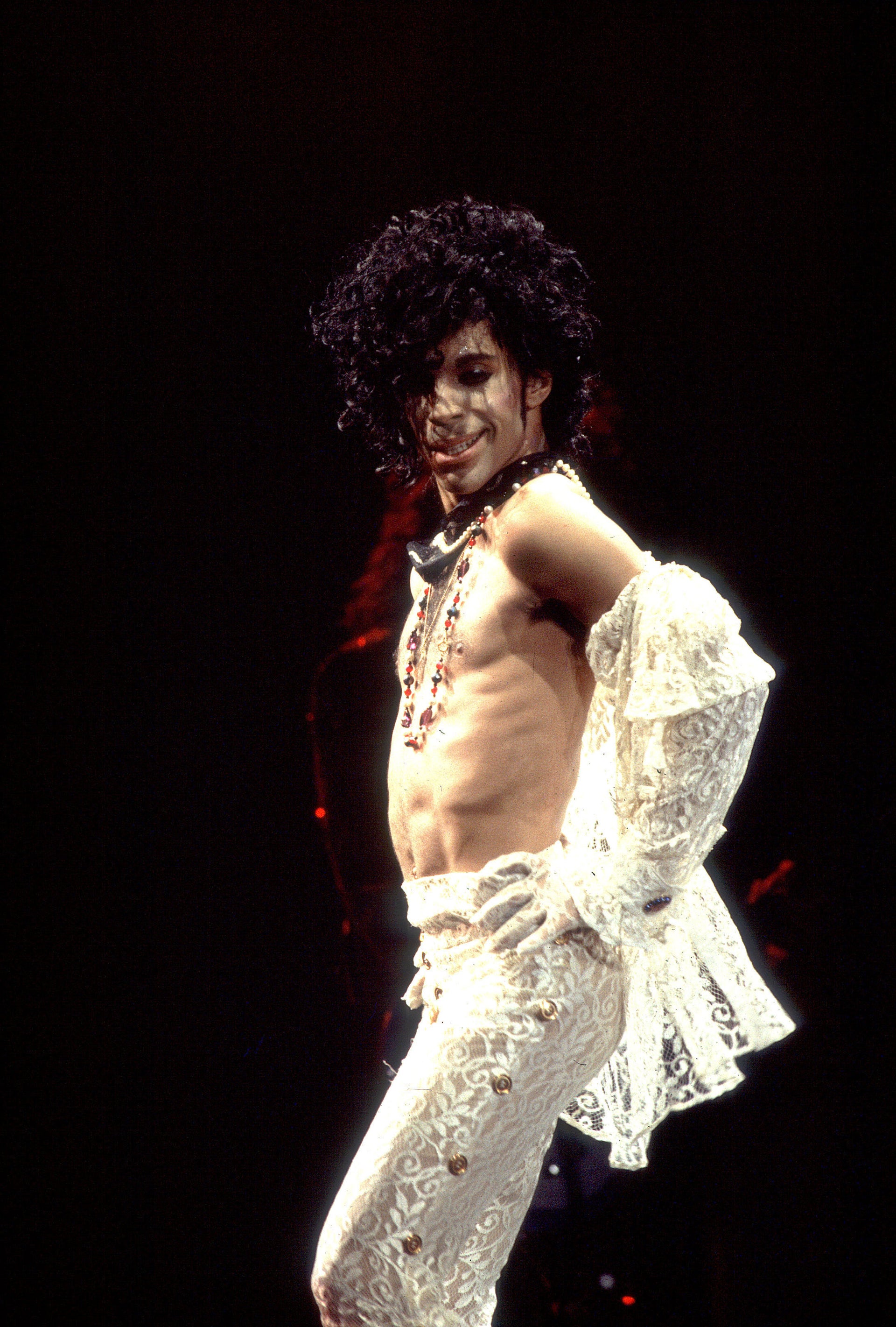 A Look Back At Prince's Unfiltered And Unapologetic Style | HuffPost Life