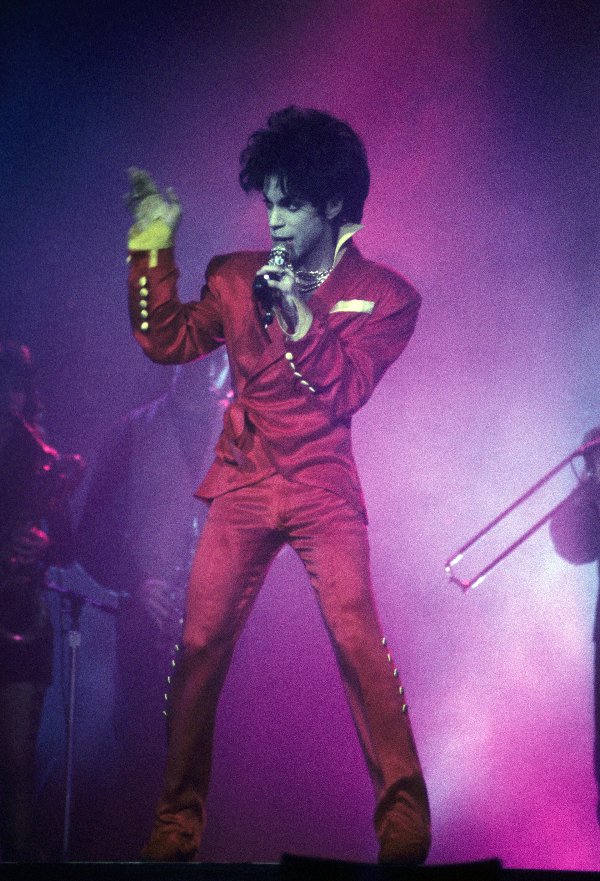A Look Back At Prince's Unfiltered And Unapologetic Style | HuffPost Life