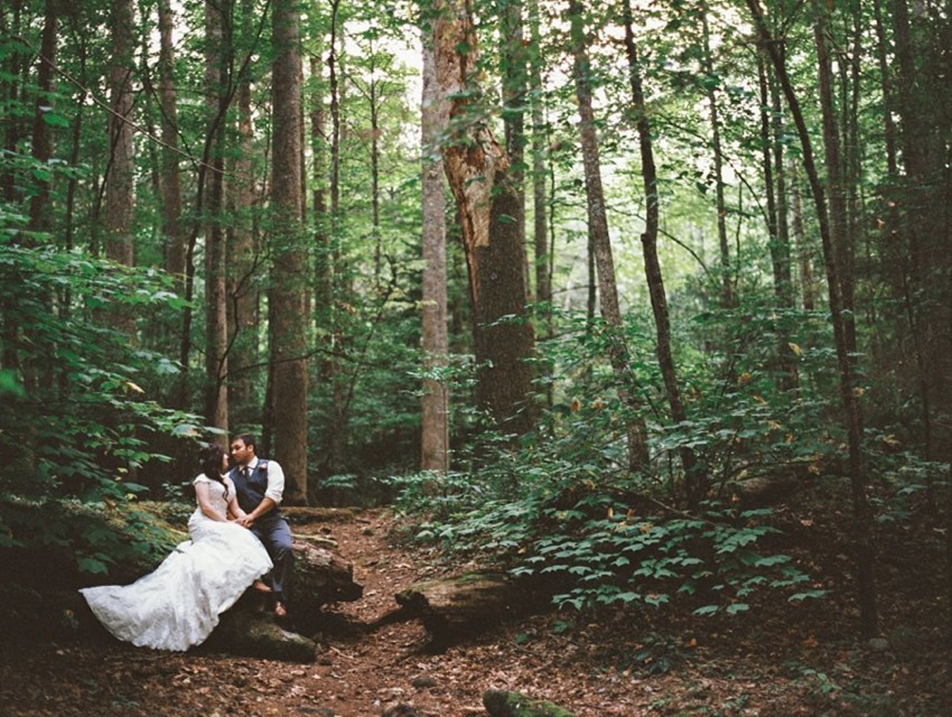 21 Couples Who Decided To Elope And Are Damn Glad They Did | HuffPost Life
