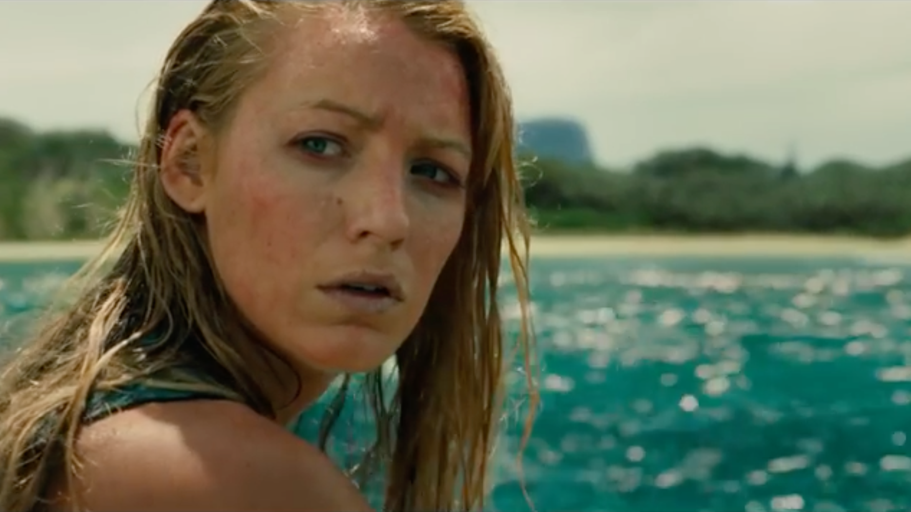 Watch Blake Lively Battle A Shark In New Trailer For 'The Shallows ...