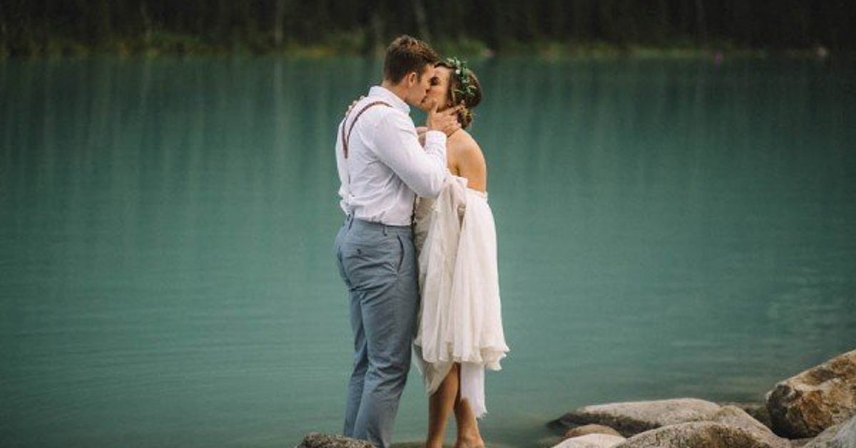 21 Couples Who Decided To Elope And Are Damn Glad They Did | HuffPost Life