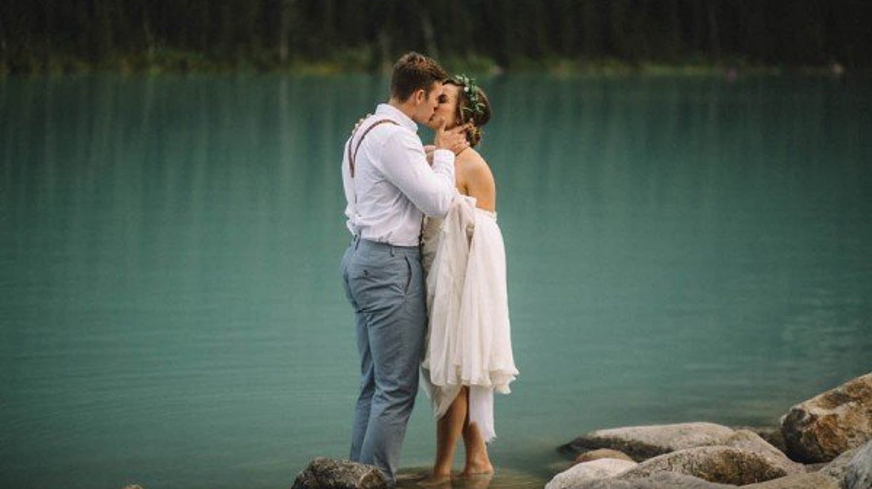 21 Couples Who Decided To Elope And Are Damn Glad They Did | HuffPost Life