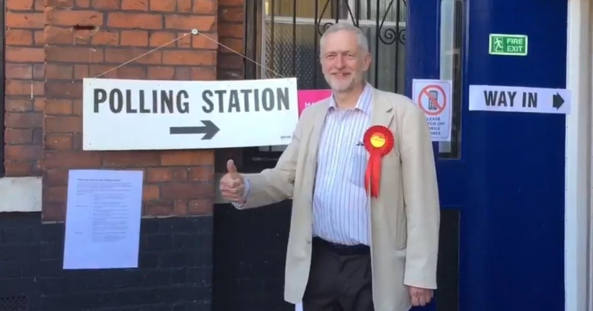 Jeremy Corbyn Can't Even Do A Thumbs Up Properly | HuffPost UK Comedy