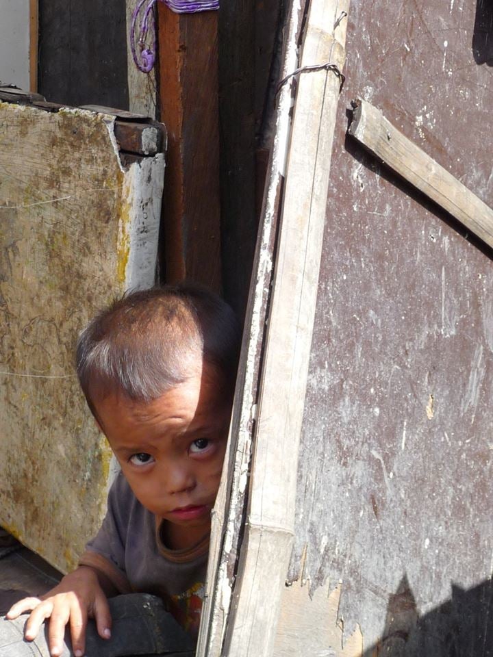 Manila's Slums - The People Left Behind | HuffPost Contributor