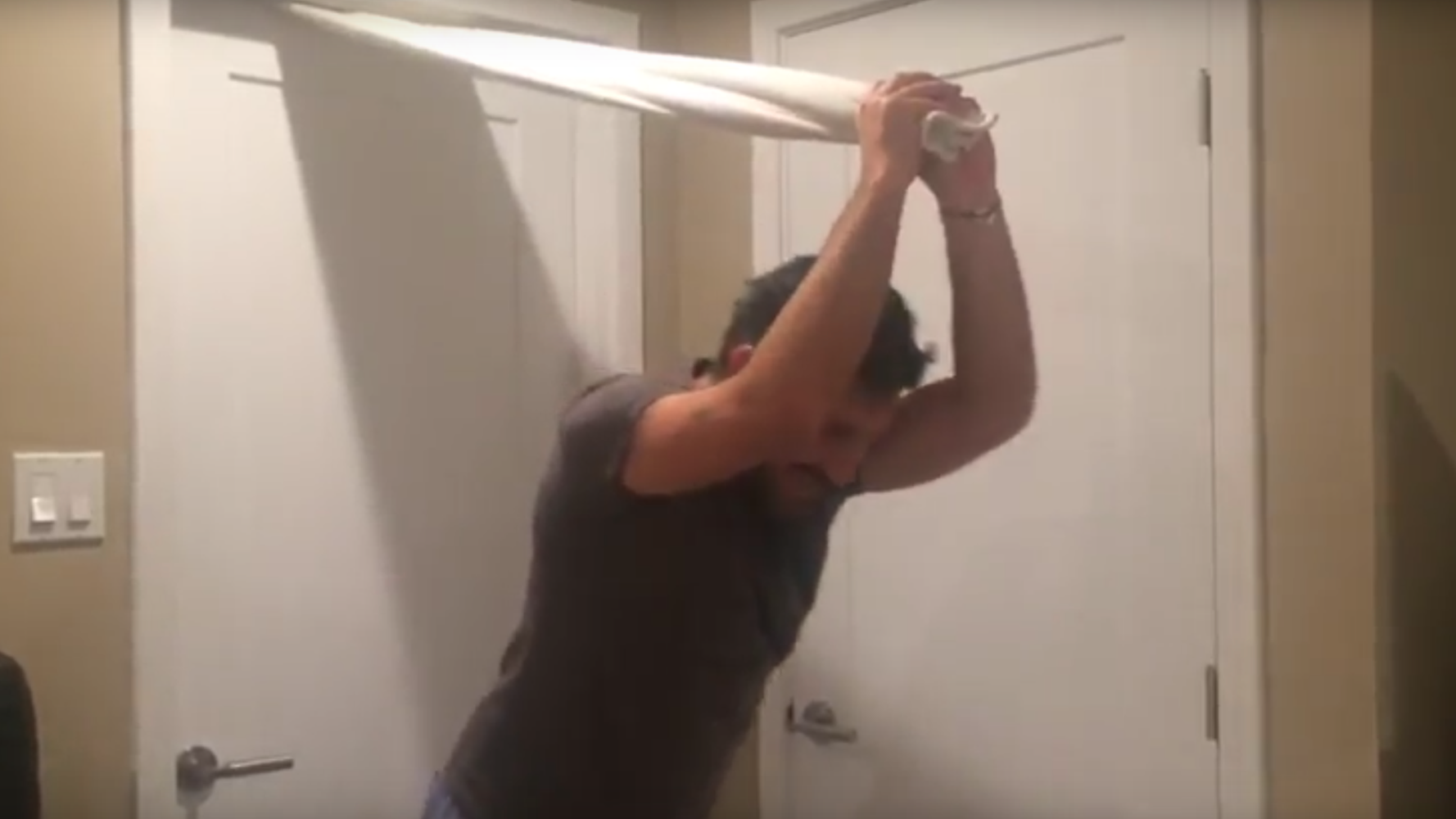 How To Complete A 10-Minute Workout Using Just Towels | HuffPost UK Life