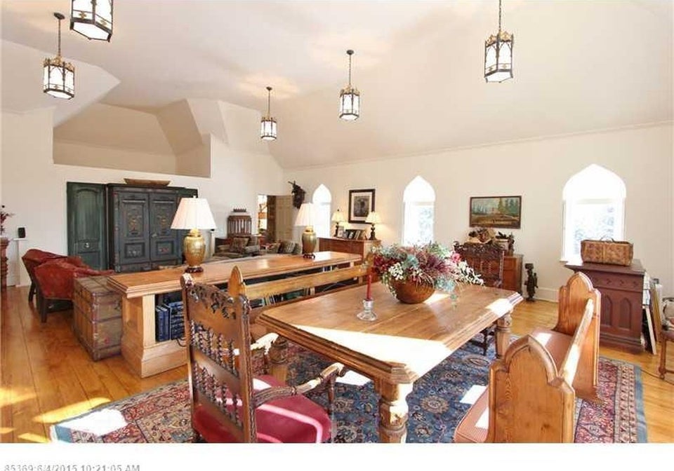 9 Sacred Spaces That Transformed Into Stunning Secular Buildings ...