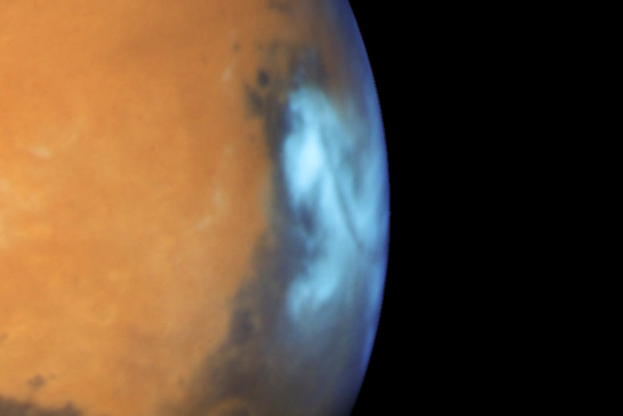 NASA Hubble Telescope Captures Stunning Portrait Of Mars | HuffPost UK Tech