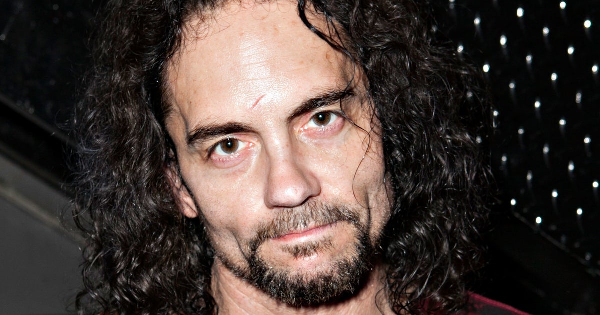 Nick Menza Dead: Former Megadeth Drummer Dies After Collapsing On Stage ...
