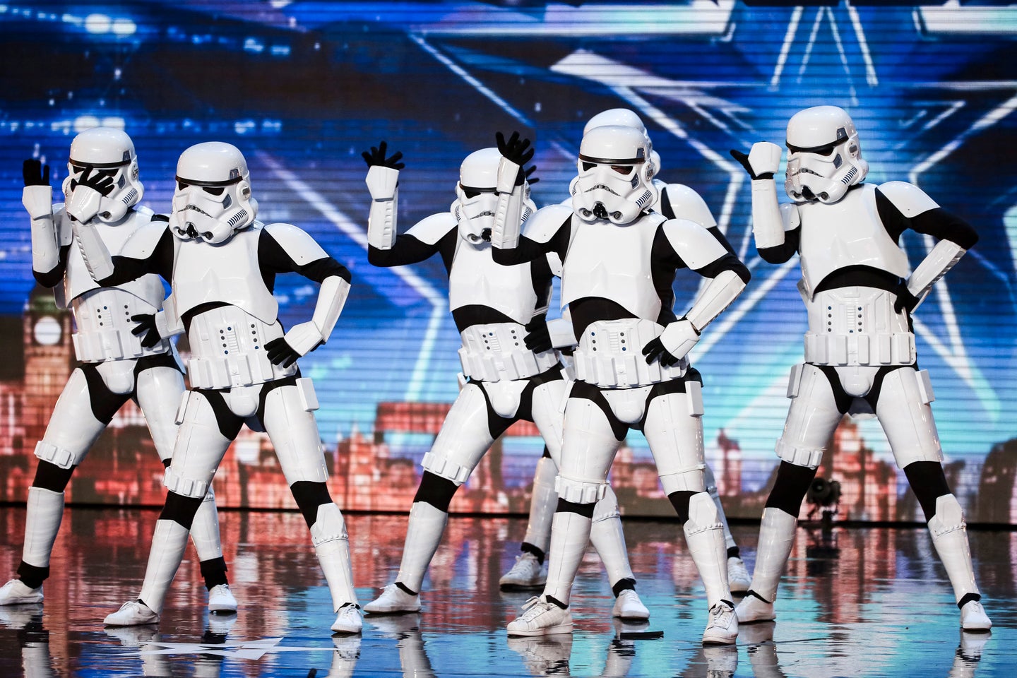 ‘Britain’s Got Talent’ Viewers Cry 'Fix' After Simon Cowell’s Golden ...