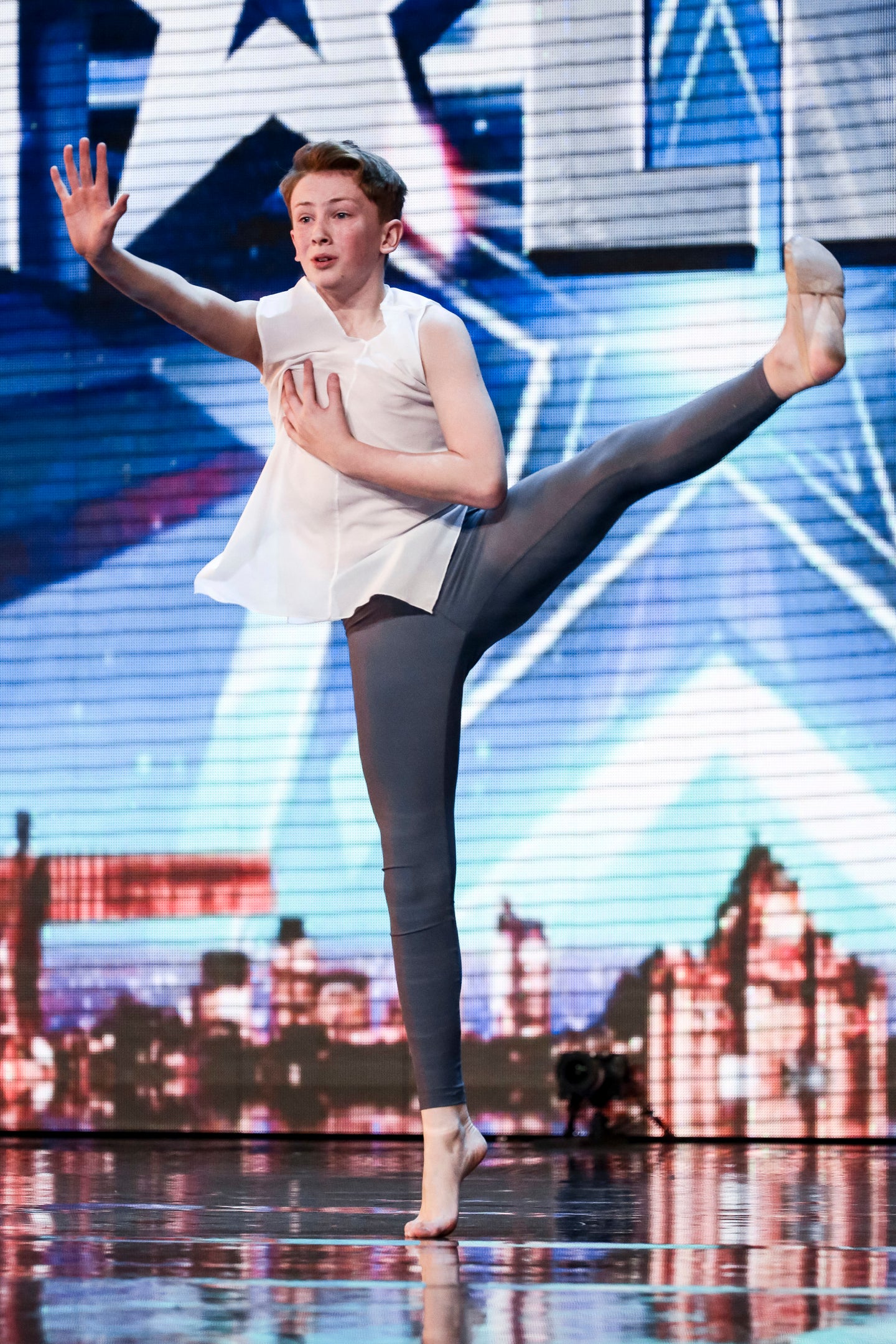 ‘Britain’s Got Talent’ Viewers Cry 'Fix' After Simon Cowell’s Golden ...
