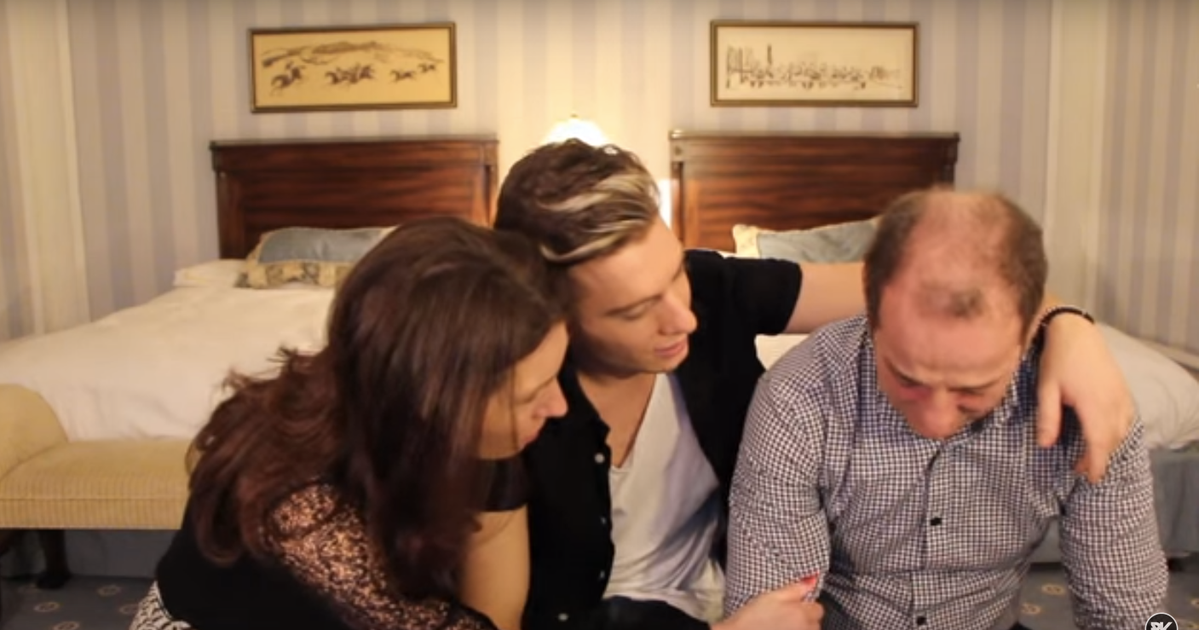 YouTuber's Dad Opens Up About His Heartbreaking Reaction To His Son ...