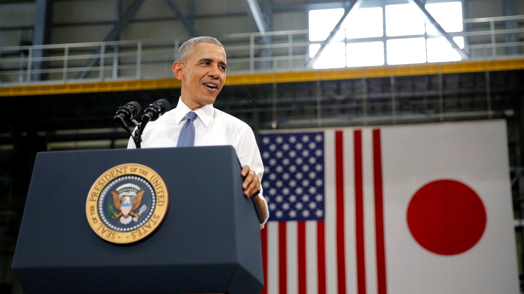 Obama's Never Very Far From The Nuclear Football | HuffPost