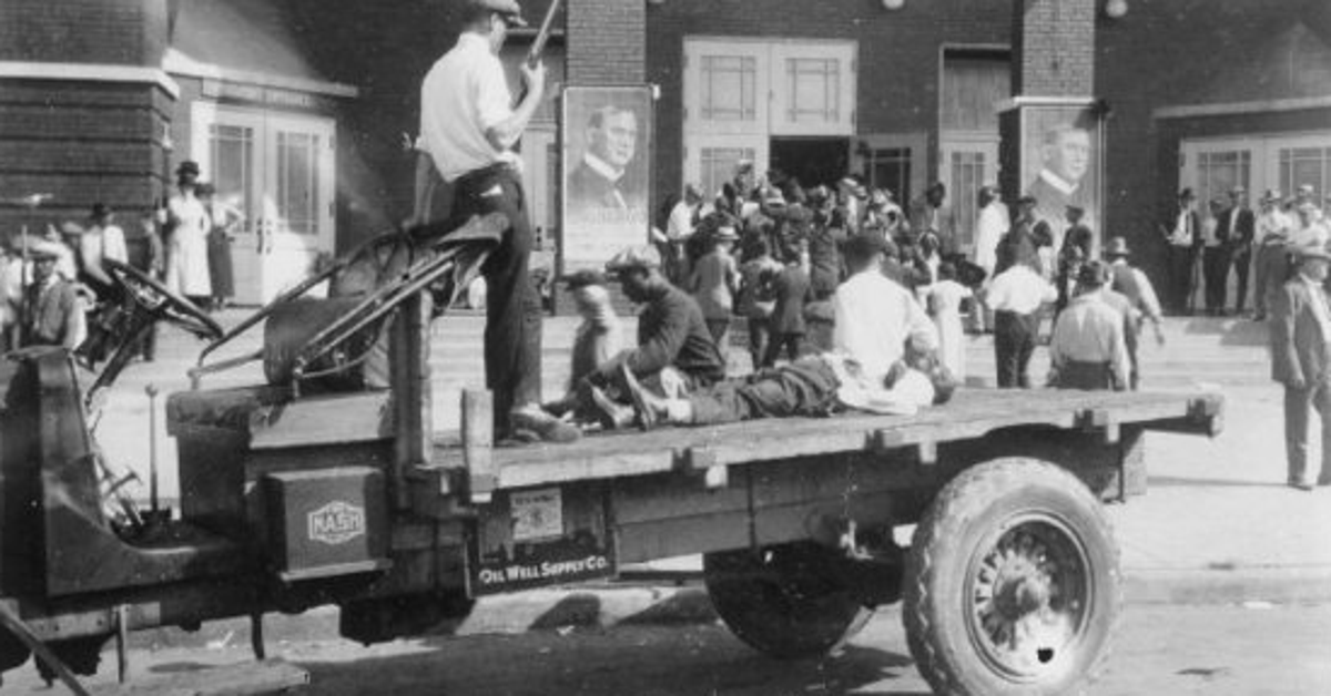 These Unforgettable Images Expose The Horror Of The Tulsa Race Riots ...